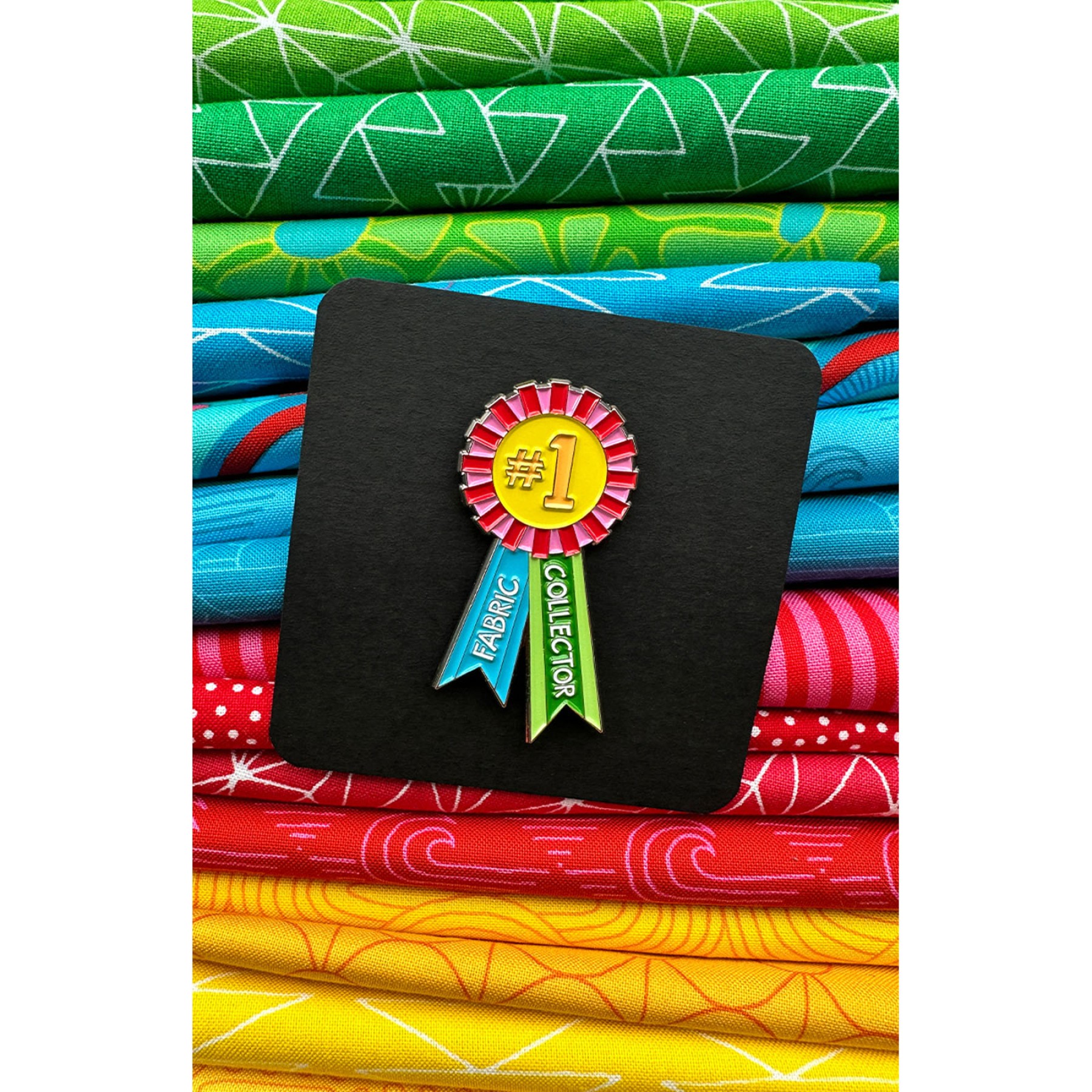 Fabric Collector Award Enamel Pin | EE Schenck Company